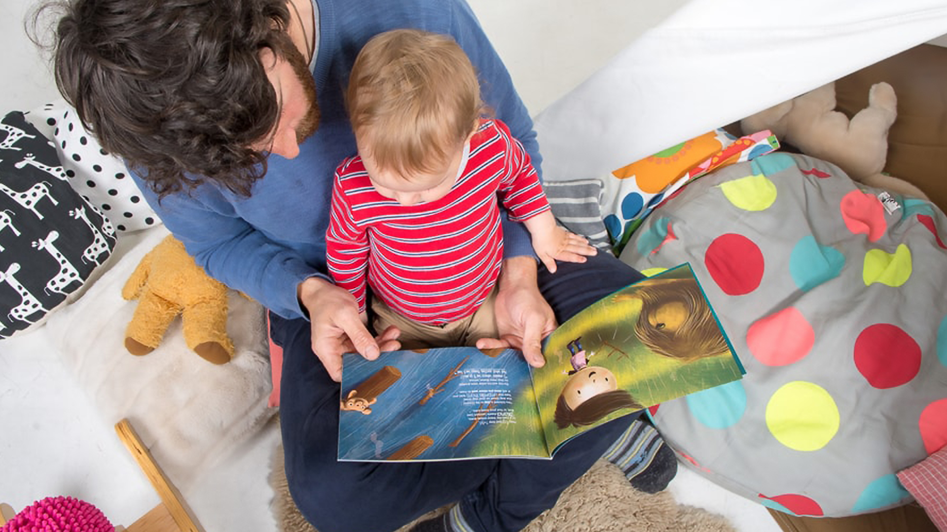 Give Kids the Gift of a Personalised Story Book This Christmas